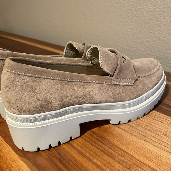 Patina | Shoes | Patina Womens Tan Platform Shoes | Poshmark